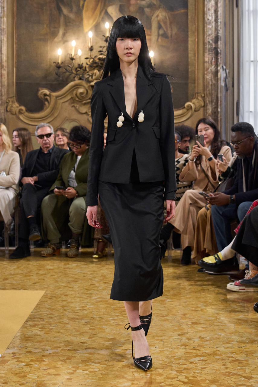 Tokyo James Fall 2024 Collection - Radiance Haute